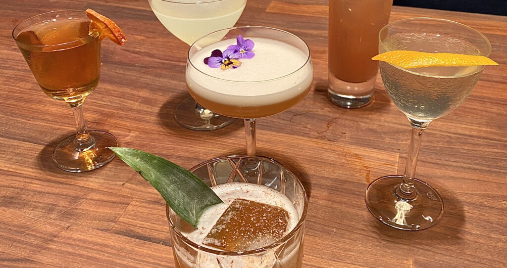 Exquisite Cocktail Sampling Experience at Aquavit - Side Bar